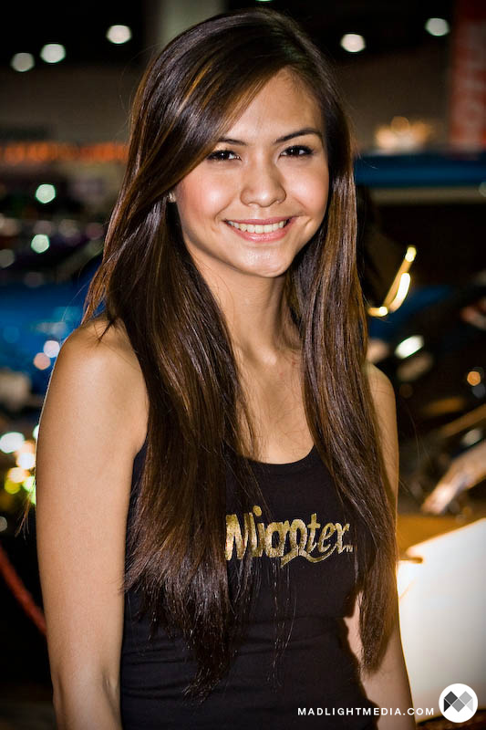 The Girls of Manila Auto Salon 2009 | Madlight Media